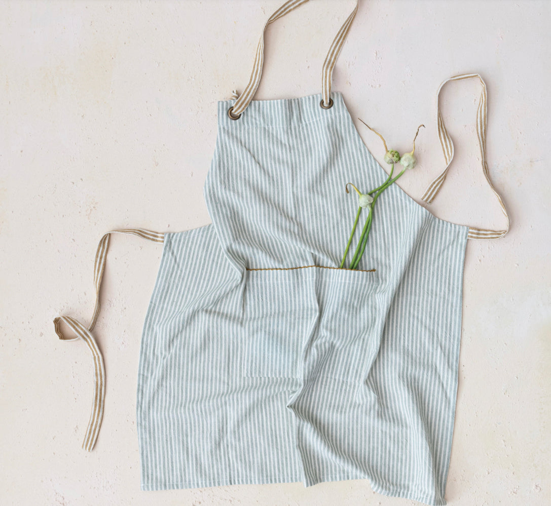 CREAM AND MUSTARD APRON – Lakeshore Trends