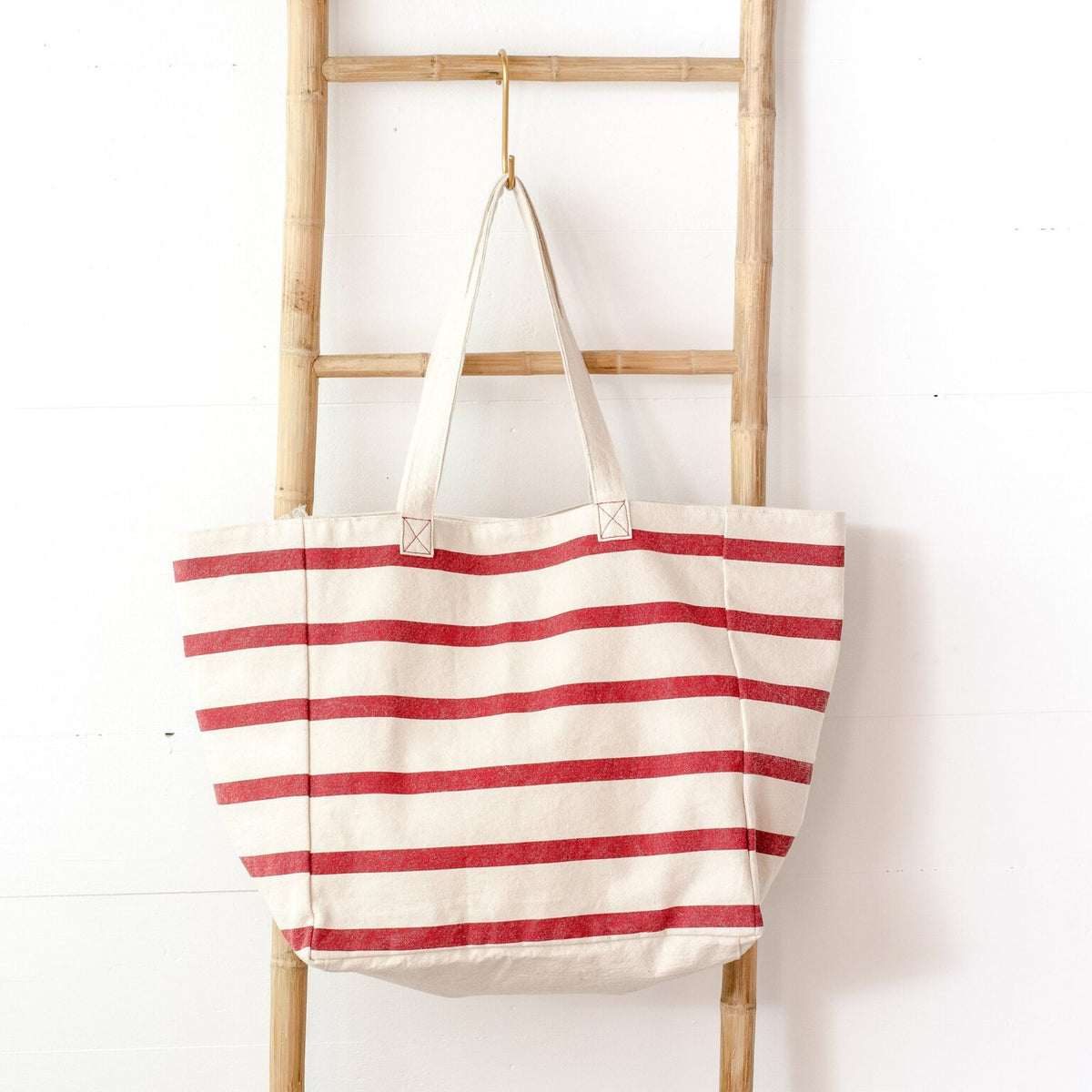 Red Stripped Beach Bag – Lakeshore Trends