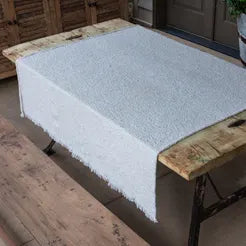 Honeysuckle Nubby Throw – Lakeshore Trends