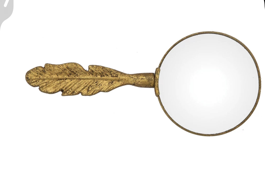 Magnifying Glass – Lakeshore Trends